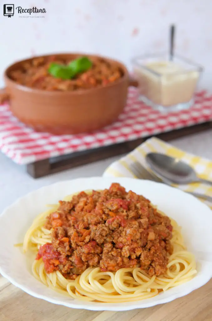 Bolonjez umak najbolji recept - savršeni špageti bolognese