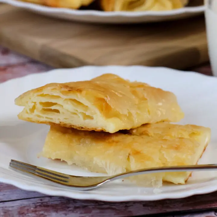 Štrudla od sira s gotovim korama - Recepttura