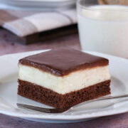 Monte kocke - kremasti kolač koji se topi u ustima