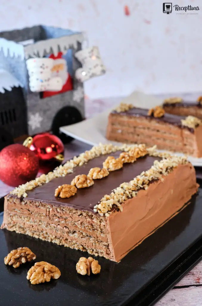 Reform torta - starinski recept s čokoladom i orasima