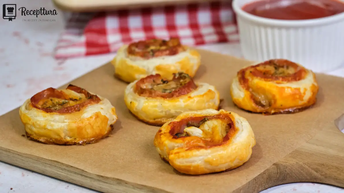 Pizza rolice od lisnatog tijesta - brze, fine i hrskave