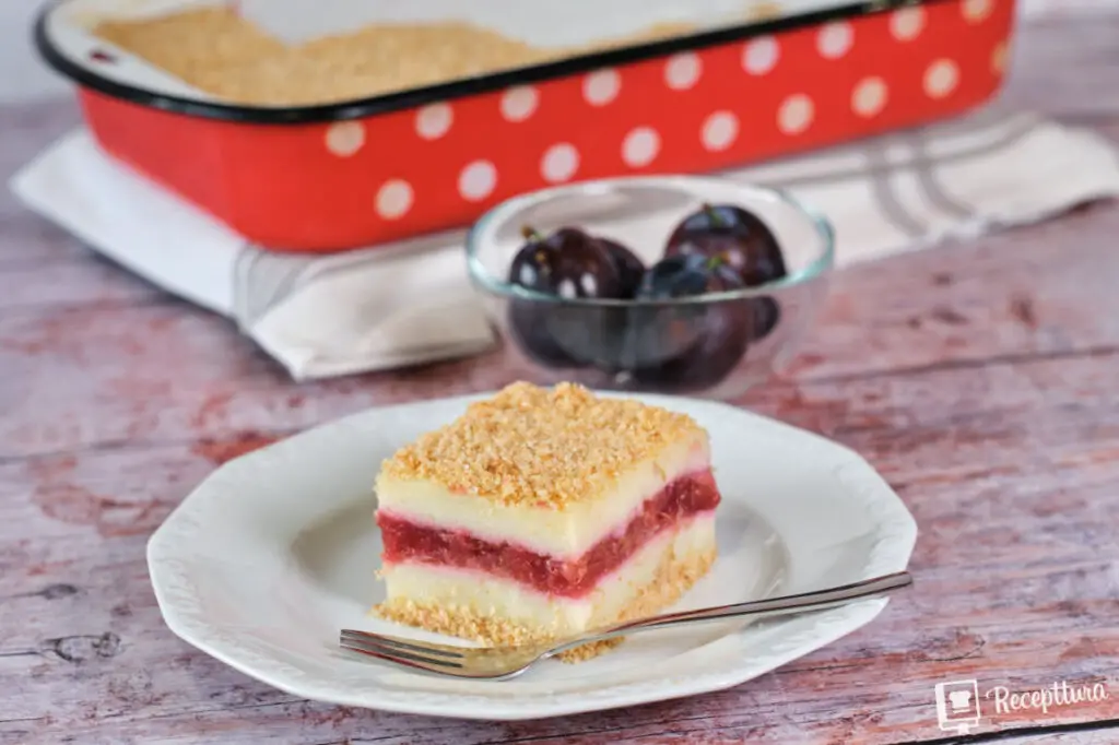 Knedla kolač sa šljivama - savršen za sve koji vole knedle